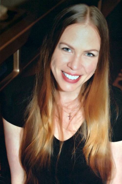 Christa Wojciechowski Profile pic med – Chat About Books