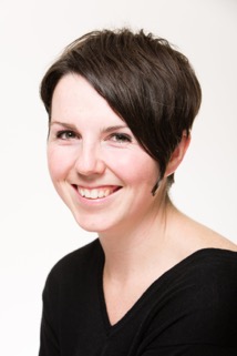 Q&A with @katemildenhall #author of Skylarking @Legend_Press – Chat ...